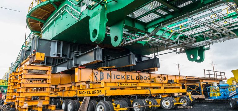 Heavy Lifting & Installation | Heaving Rigging Equipment